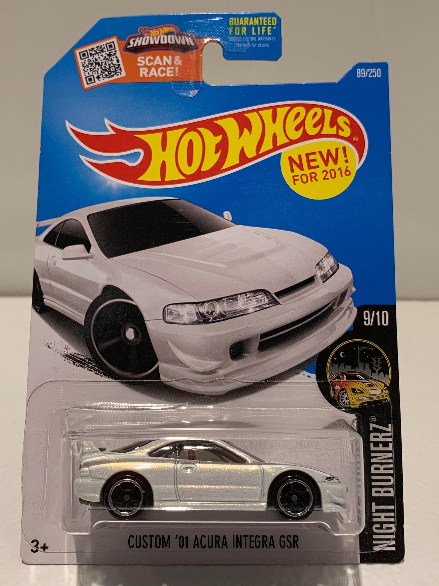 Custom '01 Acura Integra GSR - First Edition · Distribution Diecast64