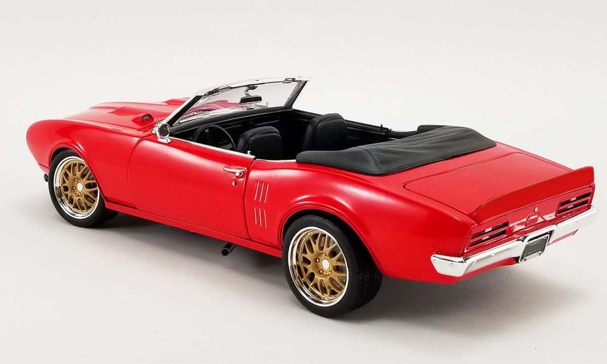 1968 Pontiac Firebird - Restomod · Distribution Diecast64