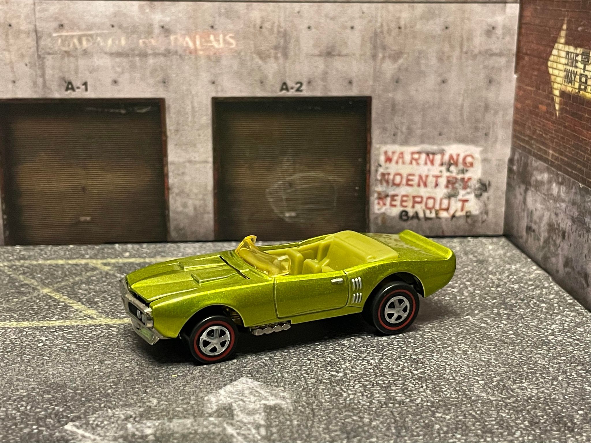Light my Firebird - Collectibles Series · Distribution Diecast64