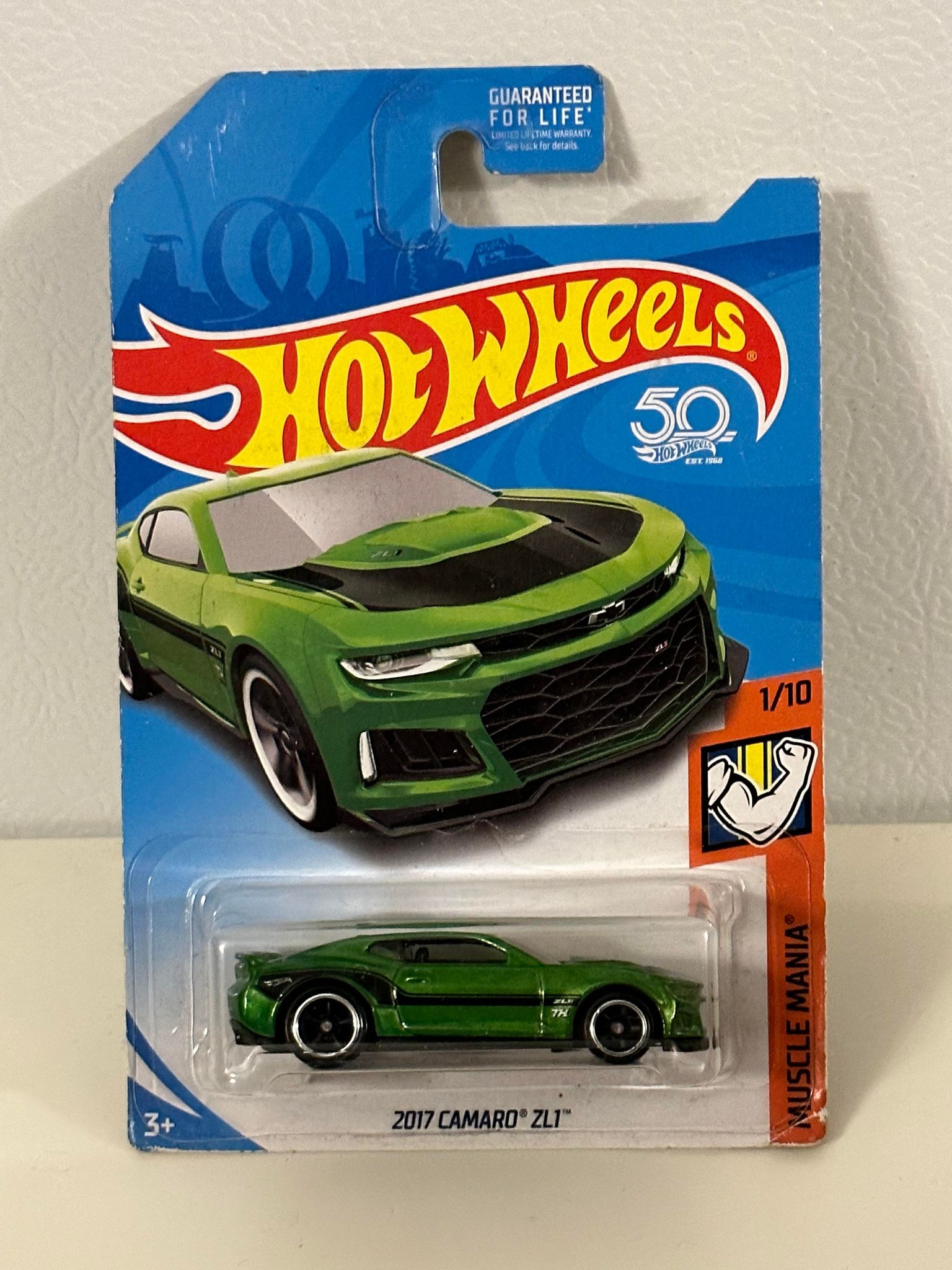 2017 Camaro ZL1 - Super Treasure Hunt · Distribution Diecast64