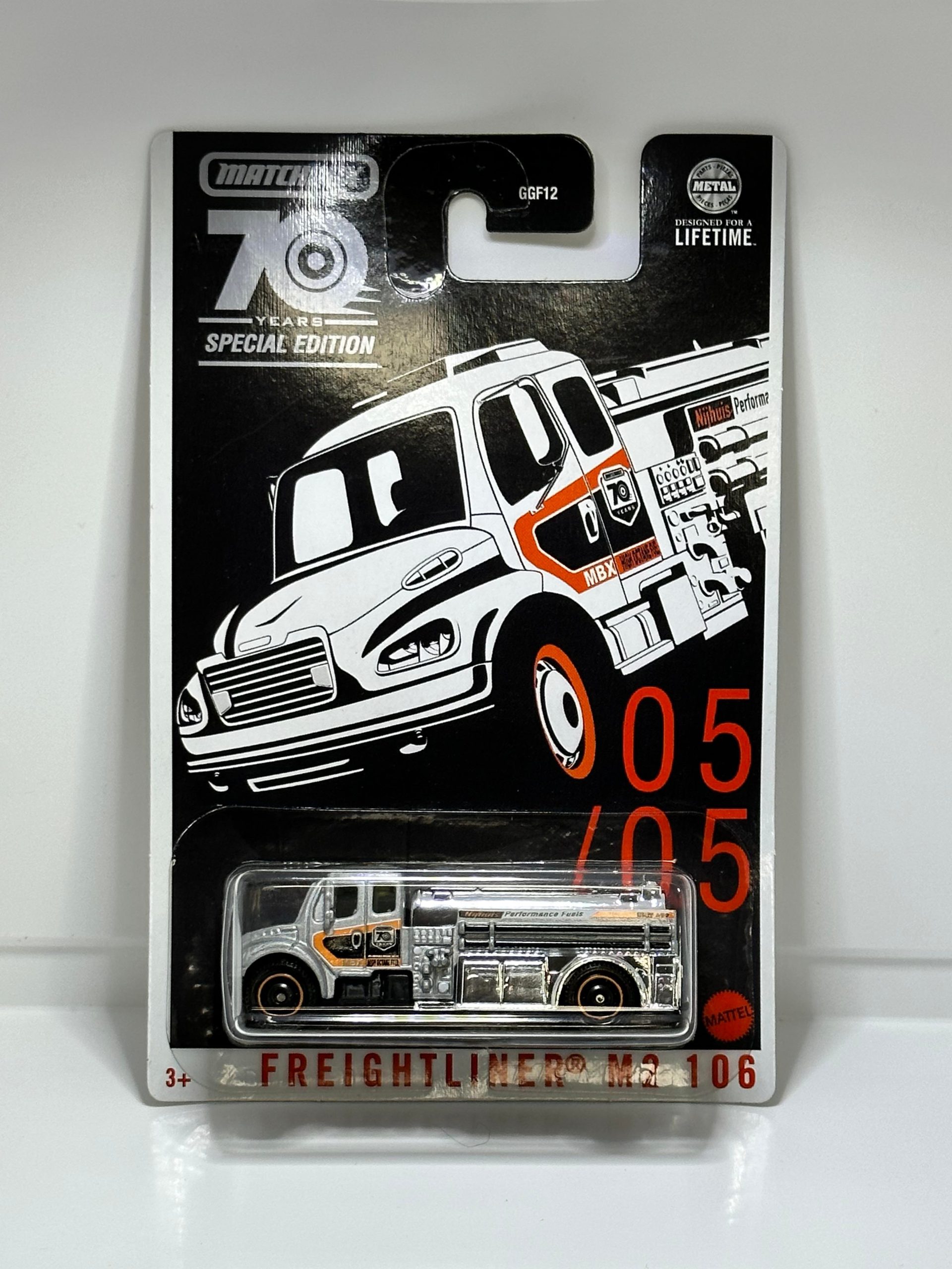 Freightliner M2 106 · Distribution Diecast64