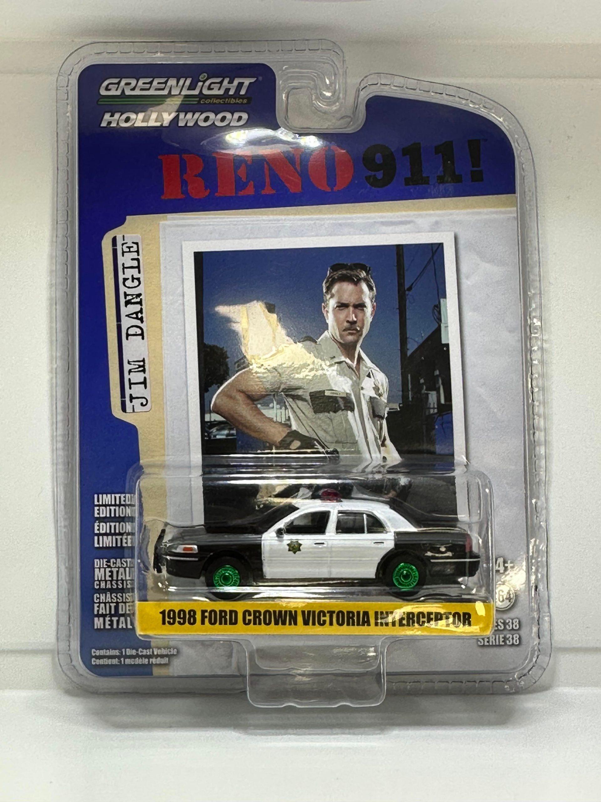 1998 Ford Crown Victoria Interceptor - Chase · Distribution Diecast64