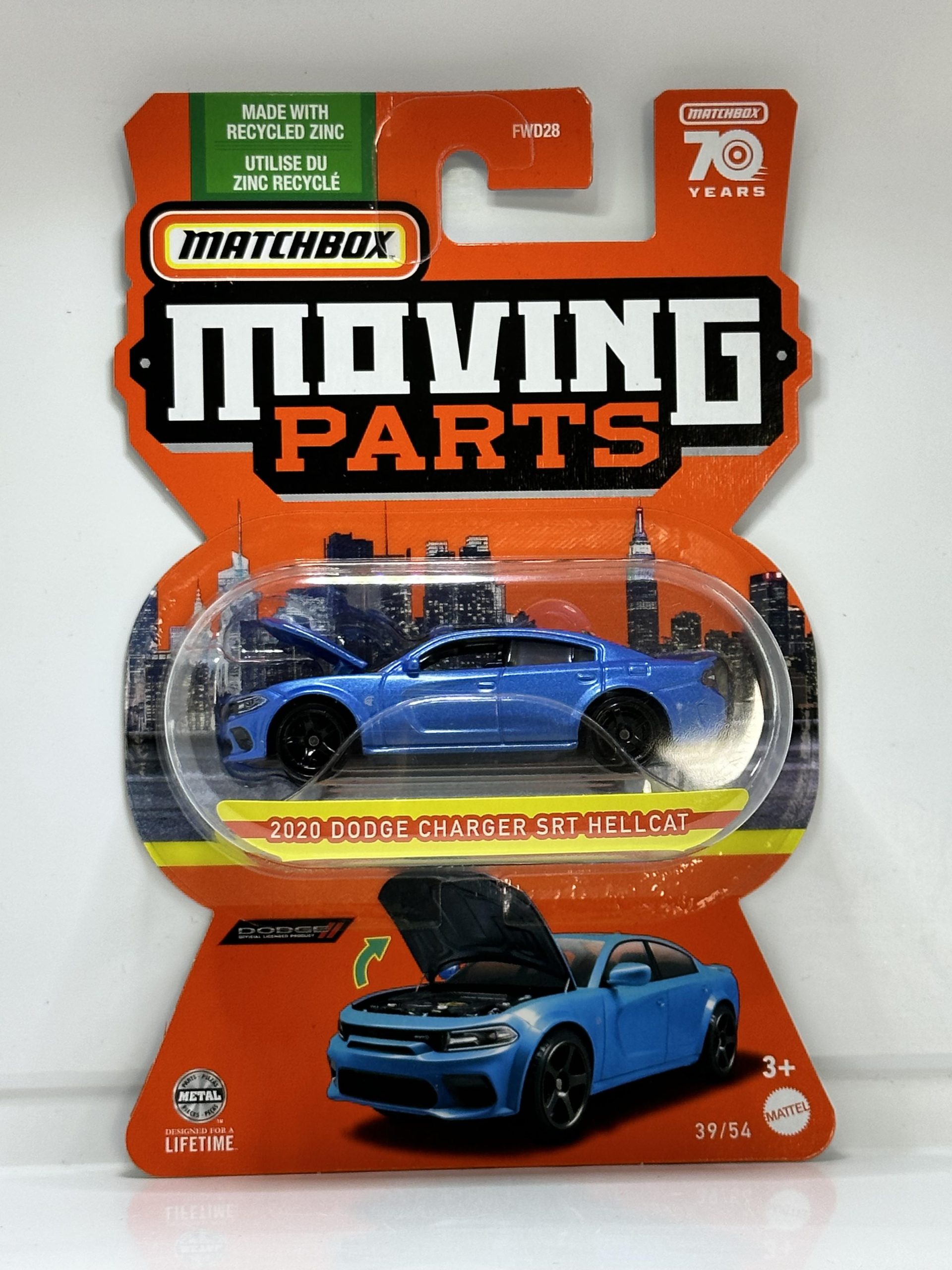 2020 Dodge Charger SRT Hellcat - Moving Parts · Distribution Diecast64