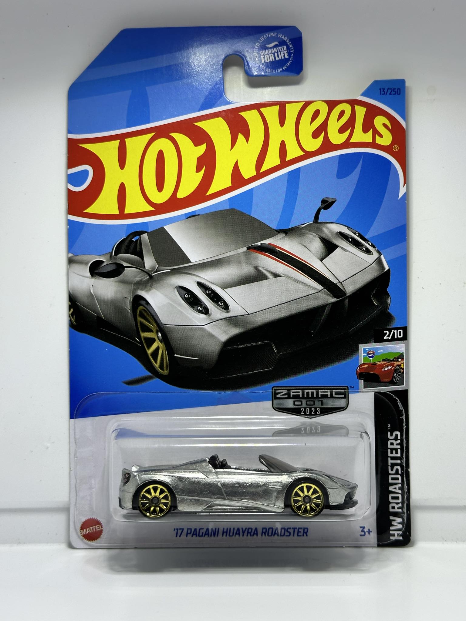 '17 Pagani Huayra Roadster - Zamac · Distribution Diecast64