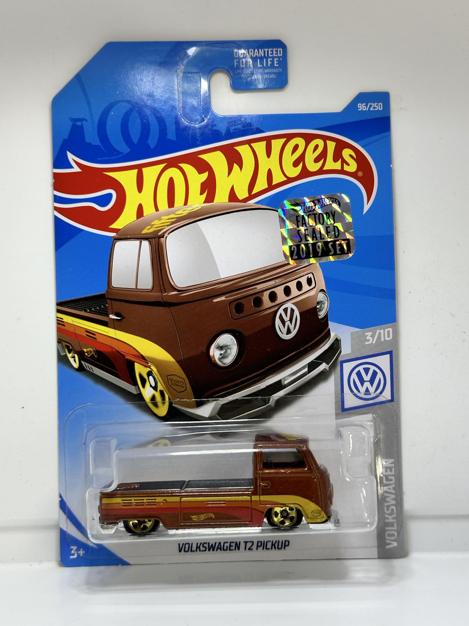 Volkswagen T2 Pickup - Factory Sealed · Distribution Diecast64