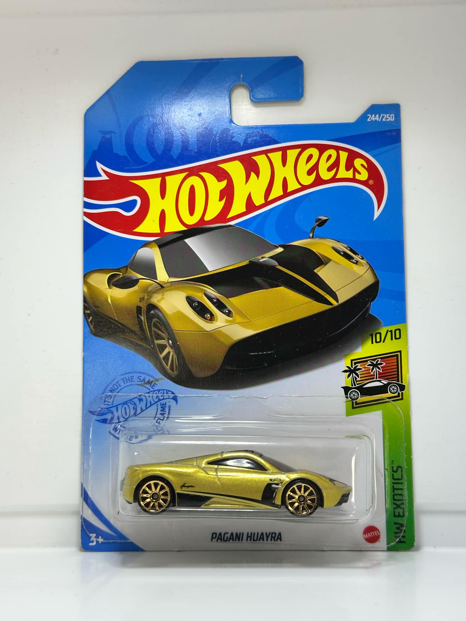 Pagani Huayra · Distribution Diecast64