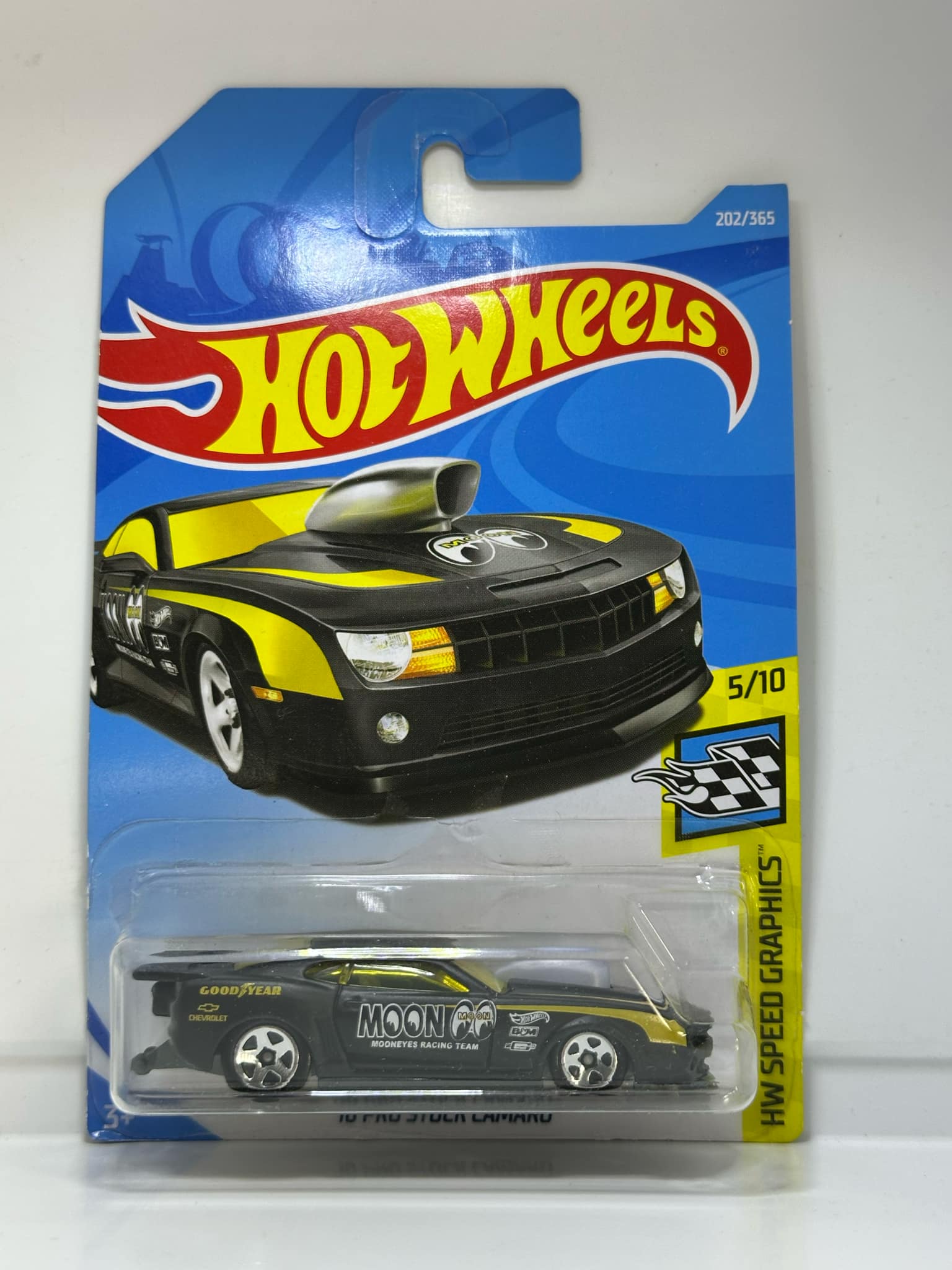 '10 Pro Stock Camaro - Mooneyes · Distribution Diecast64