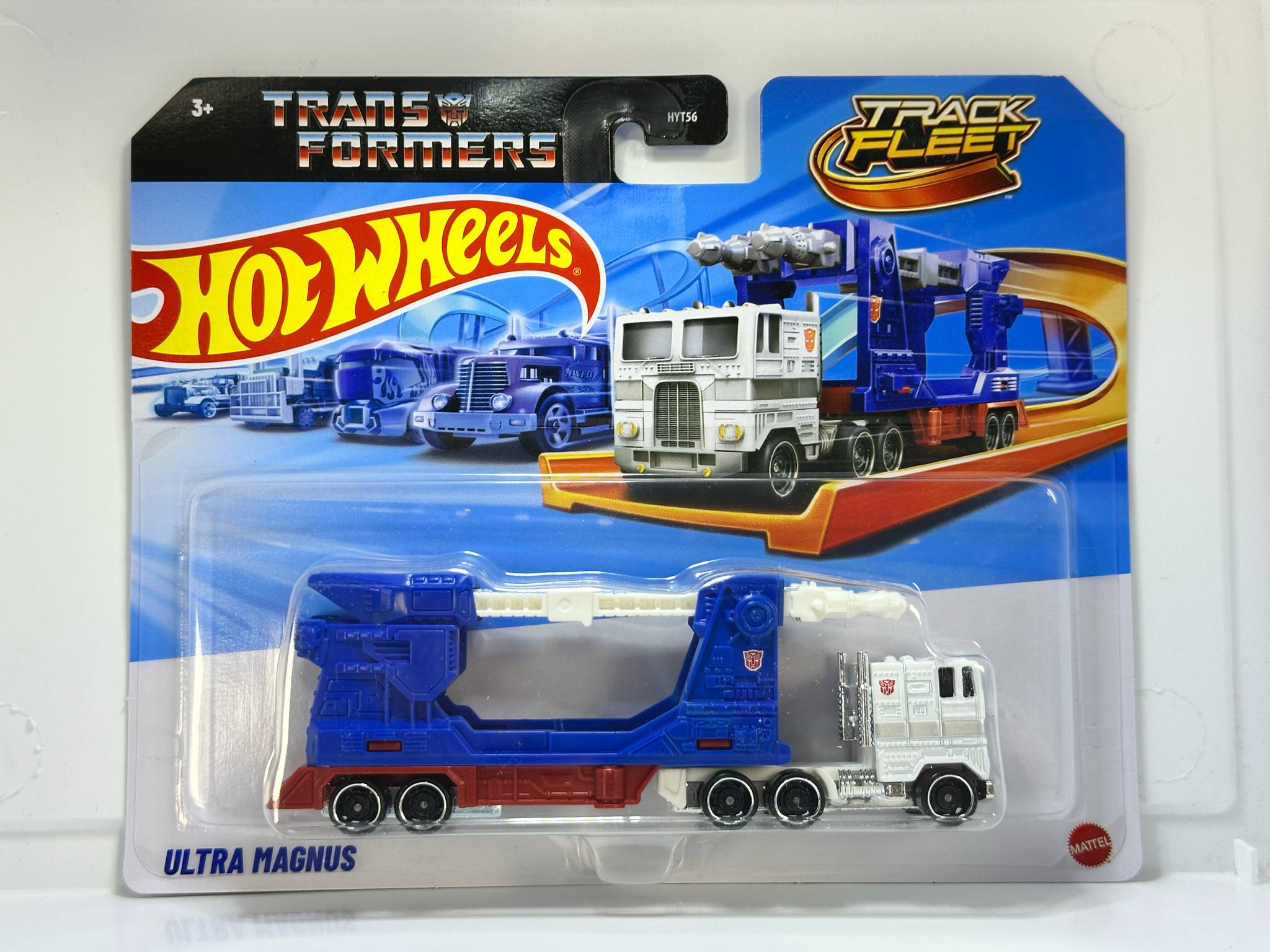 Ultra Magnus - Transformers - Track Fleet · Distribution Diecast64