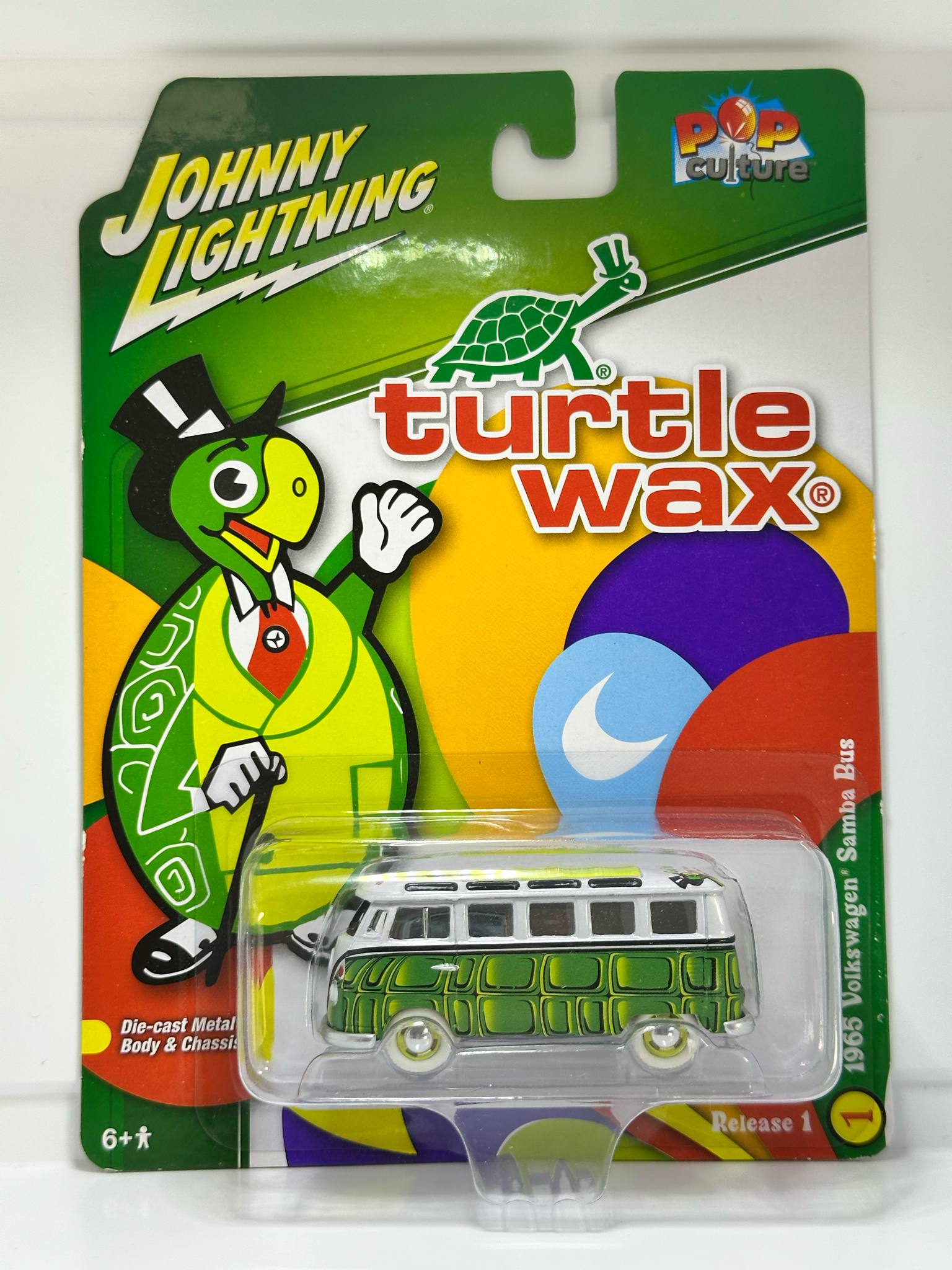 195 Volkswagen Samba Bus - White Lightning - Chase · Distribution Diecast64