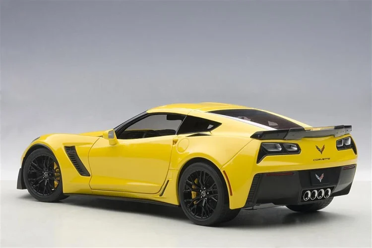 Chevrolet Corvette C7 Z06 - Autoart · Distribution Diecast64