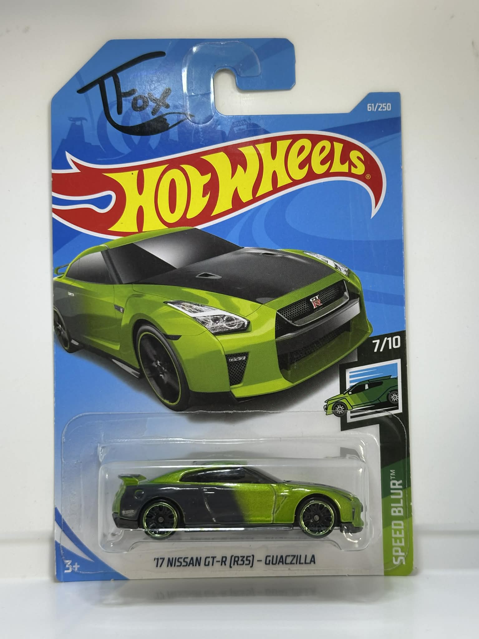 '17 Nissan GT-R ( R35 ) Guaczilla · Distribution Diecast64